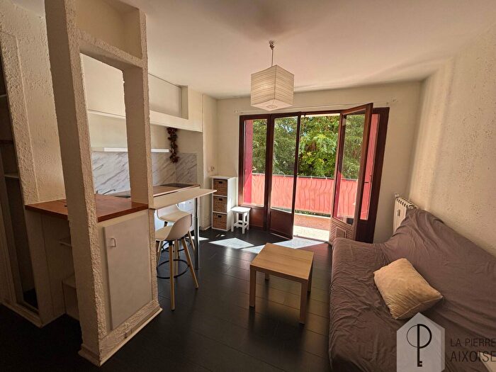 Appartement à louer - Pont de lArc, Aix-en-Provence - 1 pièce