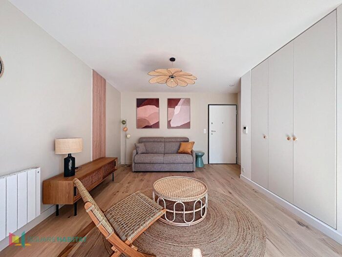 Appartement à louer - Quartiers Centre, Centre-ville - 1 pièce