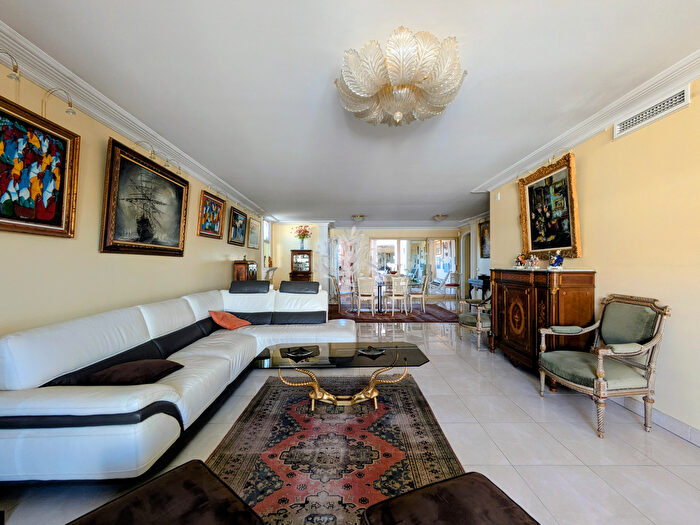 Appartement à vendre - Sanary-sur-Mer, Centre-ville, Port - 4 pièces - 2 chambres