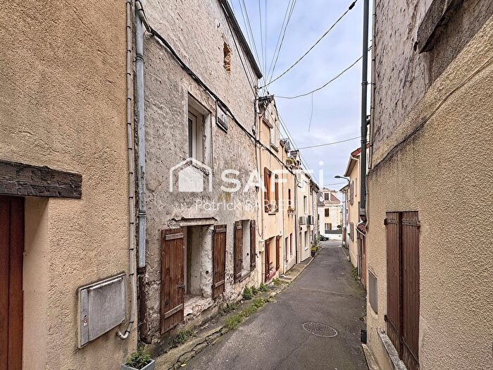 Maison 4 pièces à Menucourt, à vendre