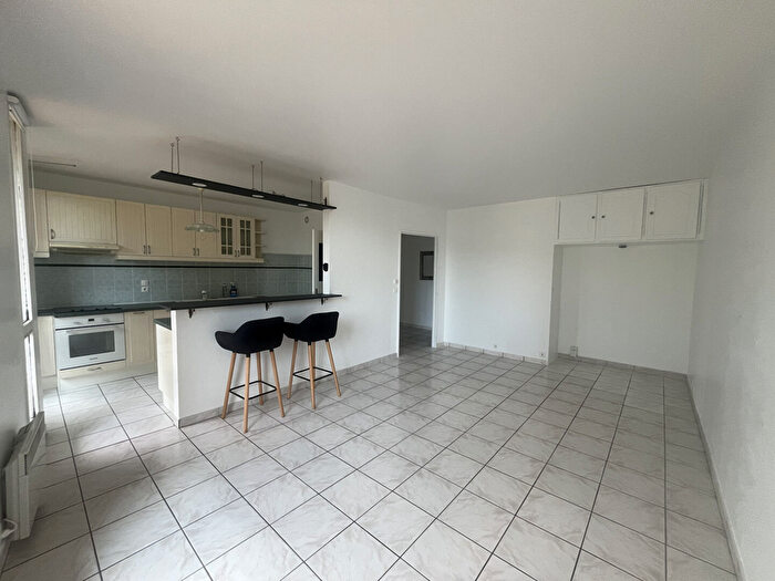 Massy, Centre-ville - Appartement 4 pièces à louer