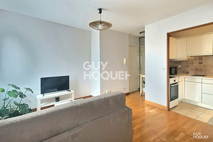 Appartement à louer - Maisons-Alfort, Centre-ville - 1 pièce