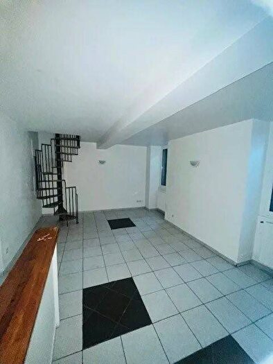 Appartement à louer - Centre, Rive-de-Gier - 3 pièces