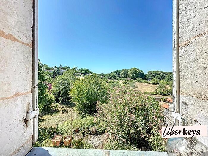 Maison à vendre - Saint-Aulaye - 8 pièces - 4 chambres