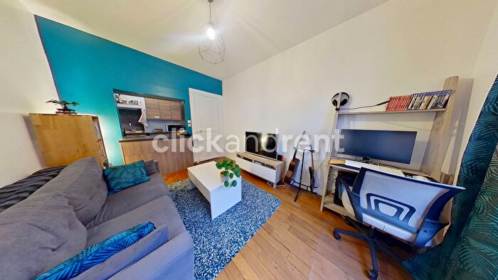 Appartement à louer - Courbevoie, Bécon - 2 pièces - 1 chambre