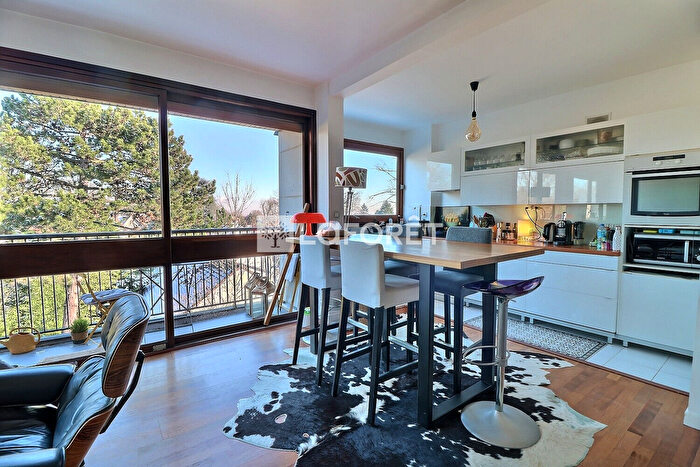 Appartement à vendre - Vaucresson - 3 pièces - 2 chambres