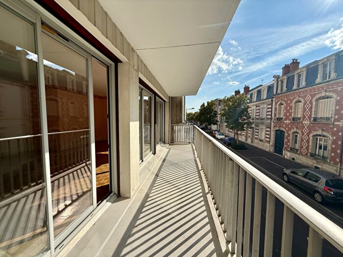 Appartement 5 pièces à vendre à Orléans, Dunois, Châteaudun