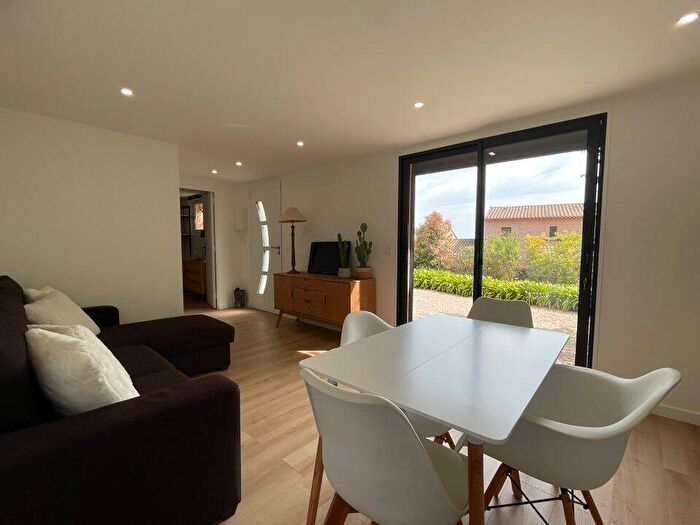 Appartement 2 pièces à Brusquet-Retenaou-Devens, Vallauris, à louer