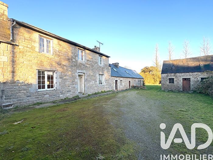 Maison à vendre - Bourbriac - 4 pièces - 3 chambres