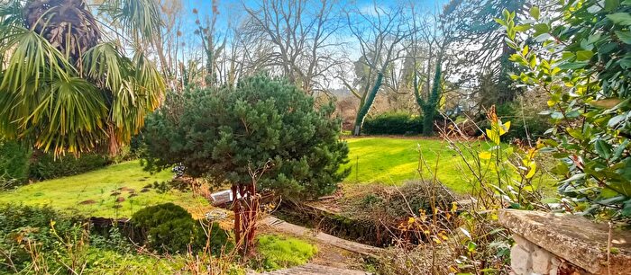 Maison à vendre - Nonancourt - 10 pièces - 6 chambres