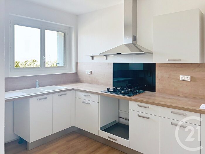 Appartement à louer - Soyaux - 3 pièces - 2 chambres