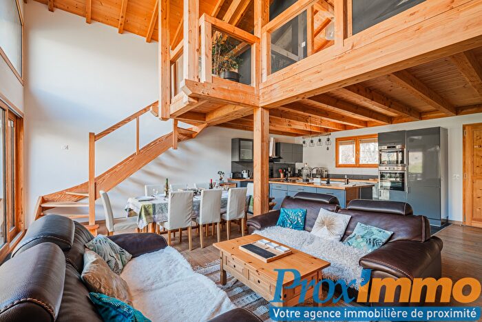 Maison à vendre - Vénosc - 5 pièces - 4 chambres