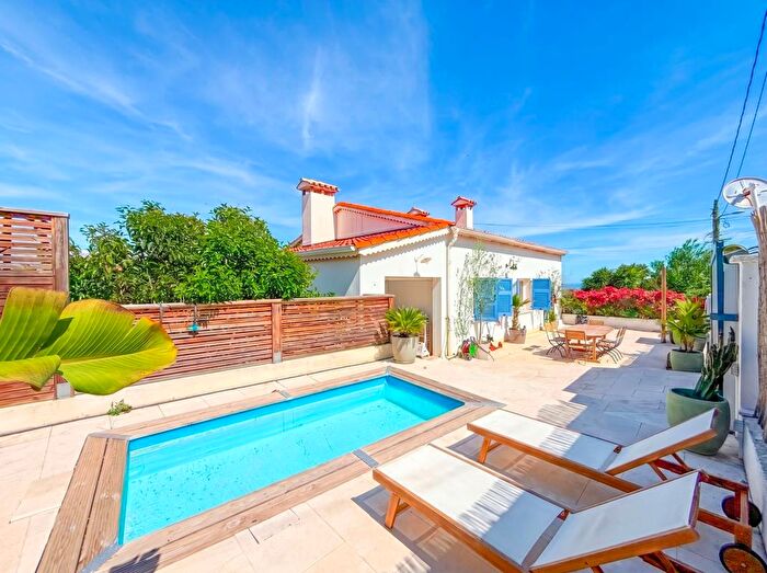 Appartement 4 pièces à vendre - Nice, Saint-Pierre de Feric