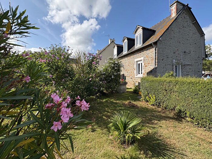 Maison à vendre - Saint-Brieuc, Ville Bougault, Beauvallon - 6 pièces - 3 chambres