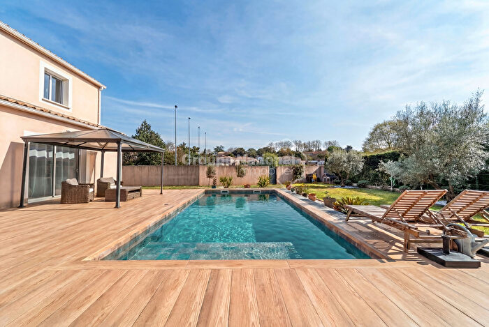 Maison à vendre - Saint-Jean-de-Cornies - 6 pièces - 4 chambres