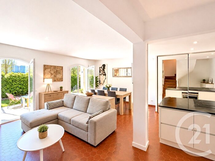 Maison 4 pièces à Villeneuve-Loubet, La Bastide Longue, Les Espérès, Les Hameaux du Soleil, à vendre