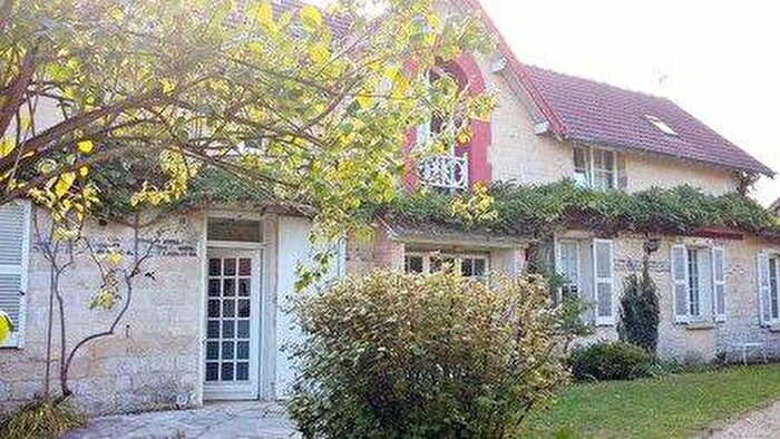Maison 6 pièces à louer à Vineuil-Saint-Firmin