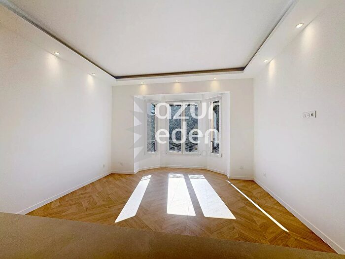 Appartement à vendre - Cannes, Pointe Croisette - 2 pièces - 1 chambre