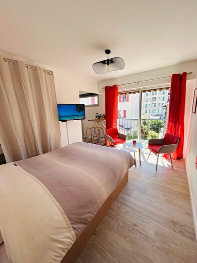 Nice, Madeleine - Appartement 1 pièce à louer