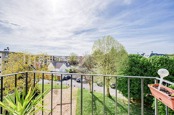 Maisons-Laffitte, Ouest : Appartement 3 pièces à vendre