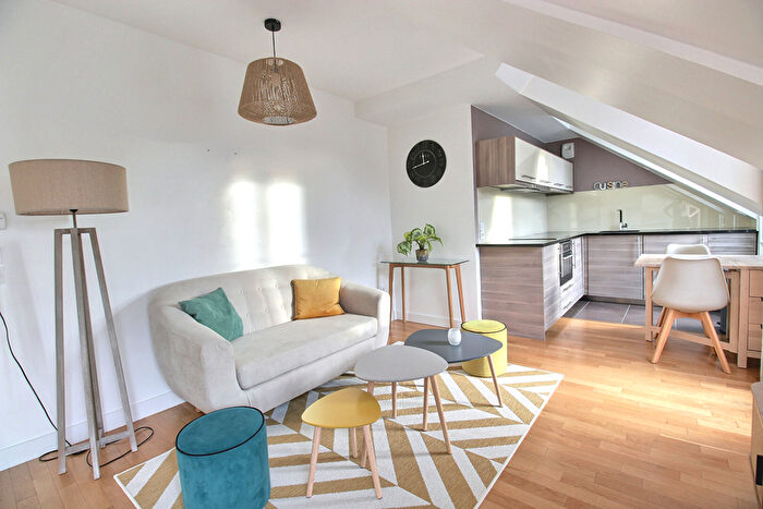 Appartement 2 pièces à Maisons-Laffitte, Centre-ville, à vendre