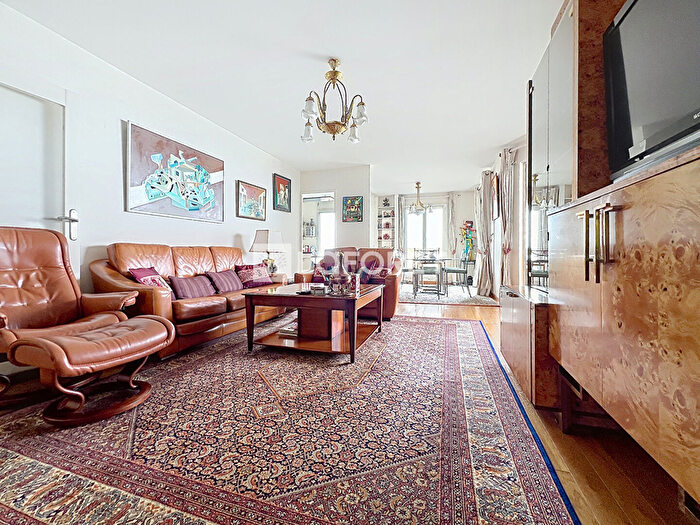 Appartement 5 pièces à vendre - Les Lilas, Decros, Convention