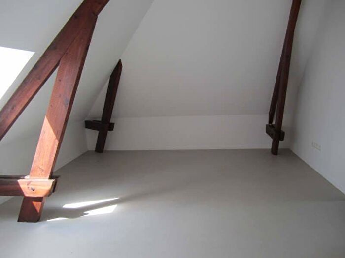 Appartement à louer - Centre Ville, Beauvais - 3 pièces - 2 chambres