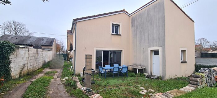 Maison à vendre - Niort, Saint-Florent - 7 pièces - 5 chambres