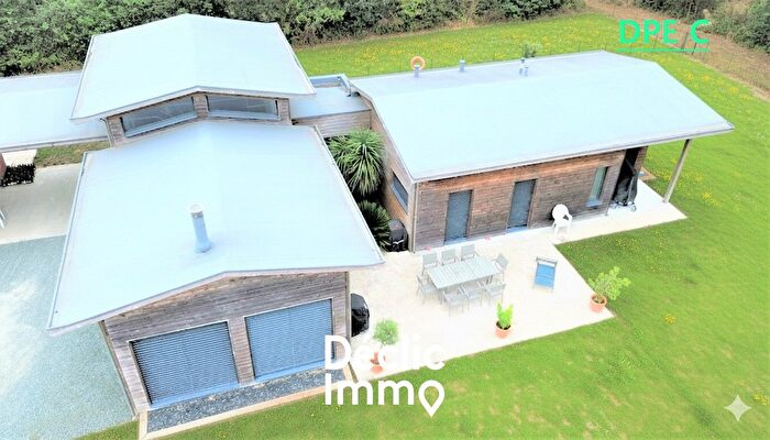 Maison à vendre - Nesmy - 5 pièces - 3 chambres