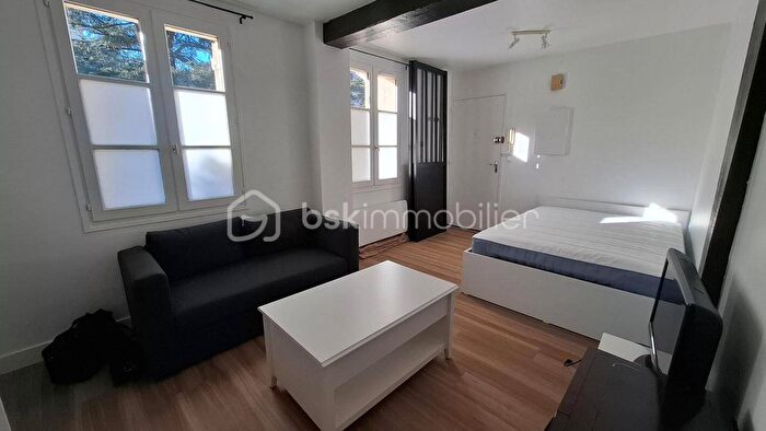 Appartement à louer - Villeneuve Clairiere, Rambouillet - 1 pièce