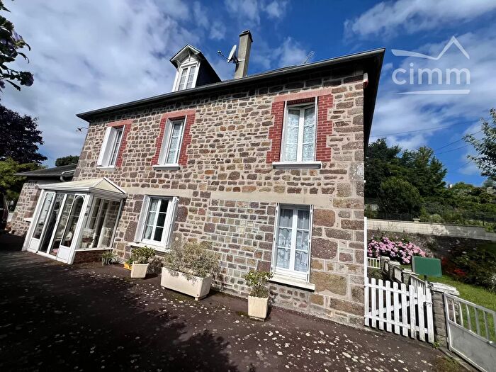 Maison à vendre - Hambye - 8 pièces - 3 chambres