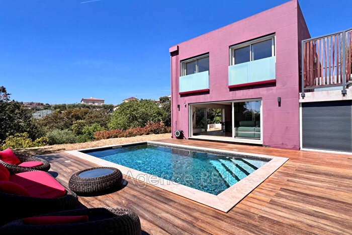 Nice, Cessole : Maison 5 pièces à vendre