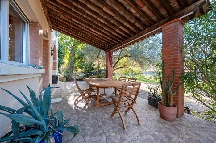 Maison à vendre - Puylaurens - 7 pièces - 5 chambres