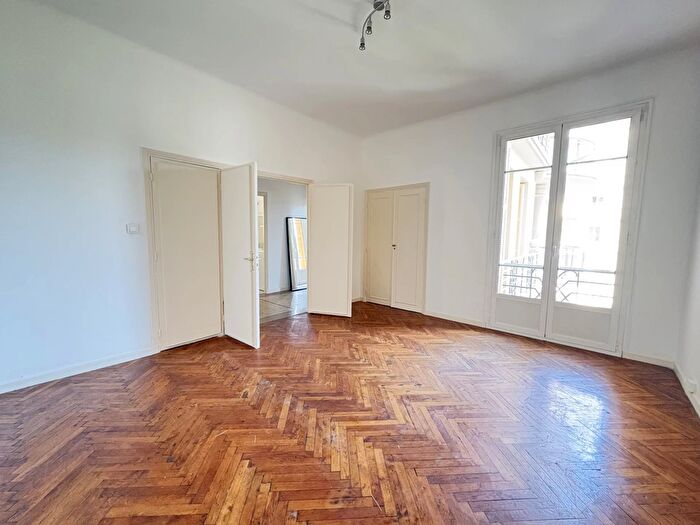 Appartement 2 pièces à louer à Nice, Parc Impérial, Le Piol