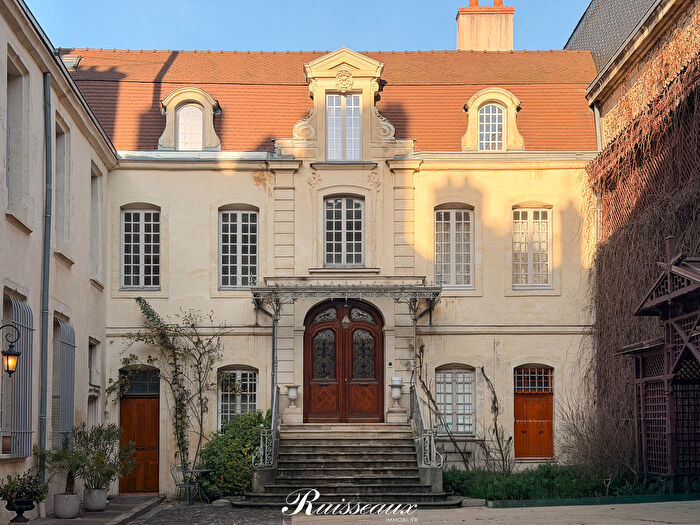 Appartement à vendre - Dijon, Centre-ville - 5 pièces - 3 chambres