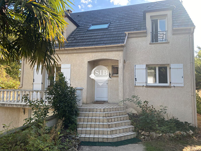 Maison 6 pièces à vendre à Nozay