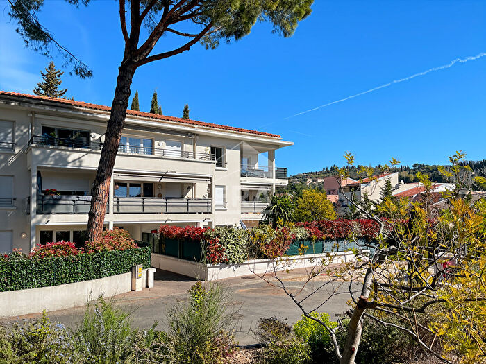 Appartement à vendre - Grasse, Saint-Antoine, Aspres, Plascassier - 2 pièces - 1 chambre