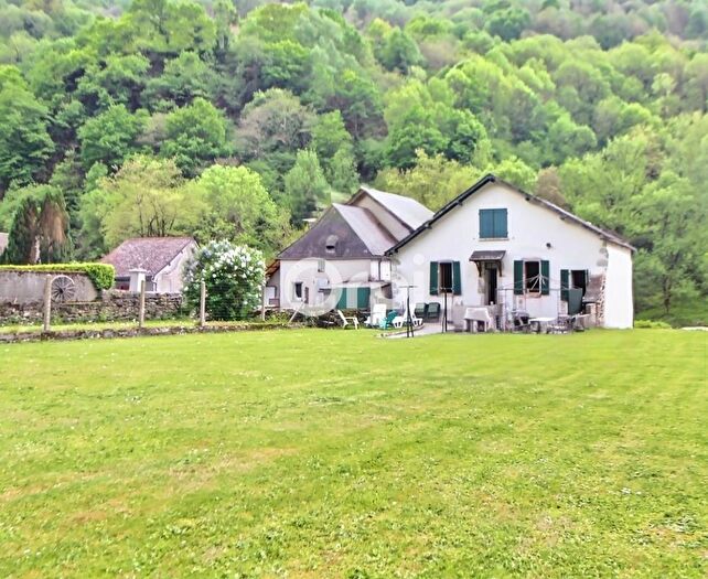 Maison 3 pièces à Cette-Eygun, à vendre