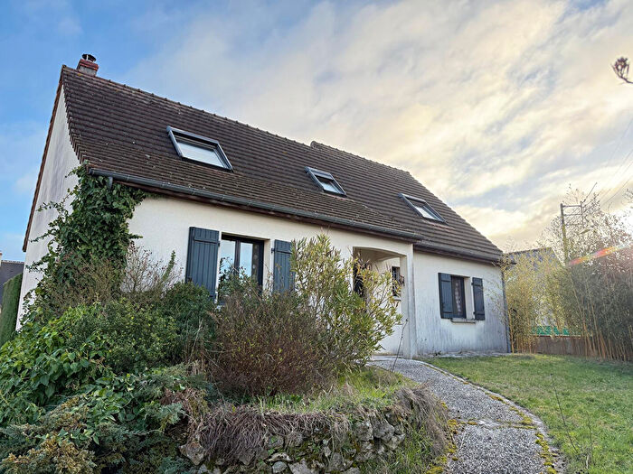 Maison à vendre - Vineuil - 7 pièces - 5 chambres