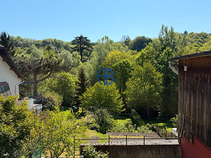 Les Éparres : Maison 5 pièces à vendre