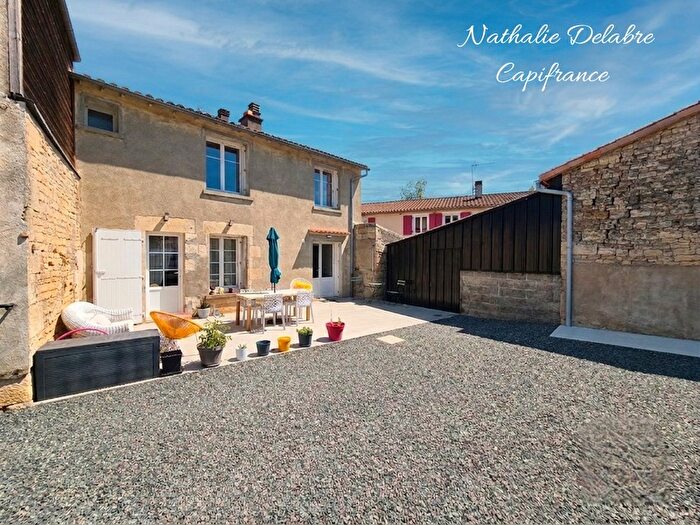 La Crèche : Maison 6 pièces à vendre
