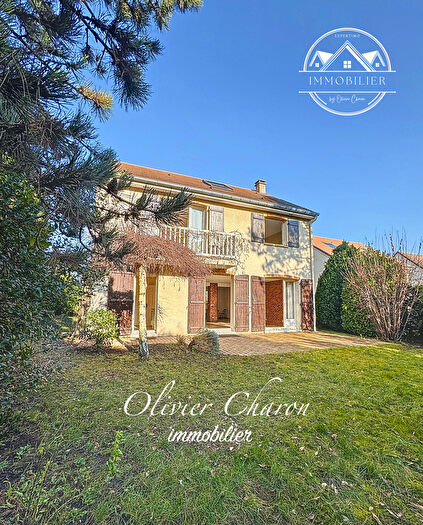 Maison à vendre - Chambourcy - 8 pièces - 6 chambres