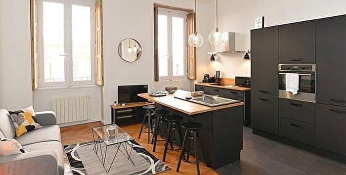 Appartement à louer - Presquîle, Centre ville, Cordeliers, Lyon ème arrondissement - 2 pièces - 1 chambre