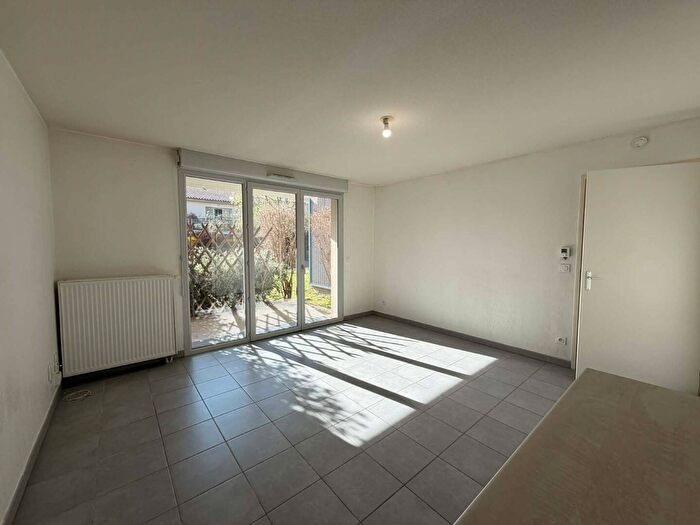 Appartement à louer - Seilh - 2 pièces - 1 chambre