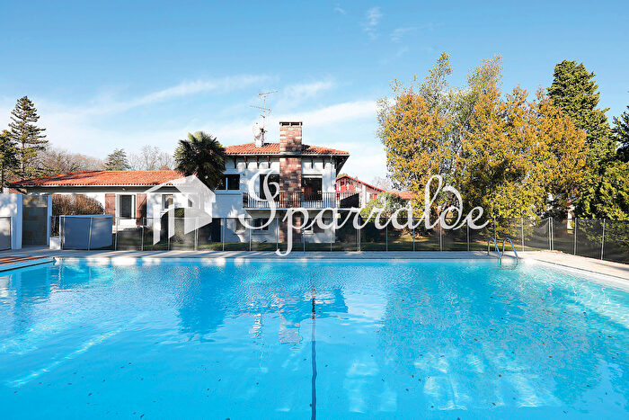 Maison à vendre - Hendaye, Plage, Sopite, Aguerria, Corniche - 3 pièces - 2 chambres