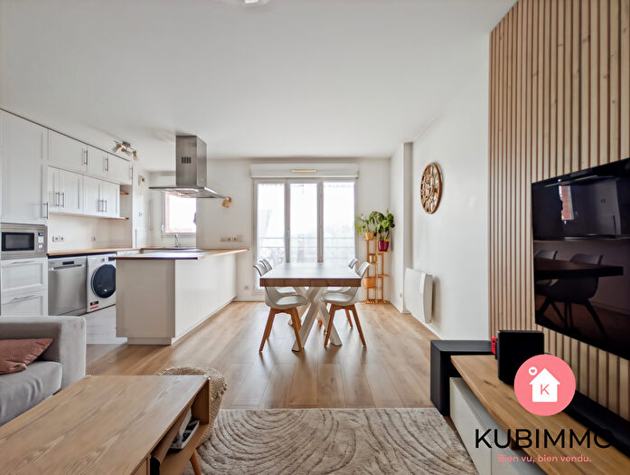 Appartement à vendre - Chanteloup-en-Brie - 3 pièces - 2 chambres