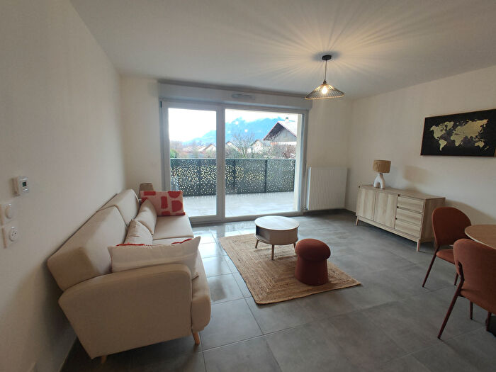 Appartement 2 pièces à Scionzier, à louer