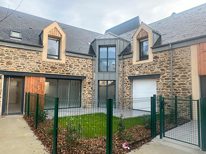 Maison à vendre - Saint-Malo, Intra-Muros - 5 pièces - 4 chambres