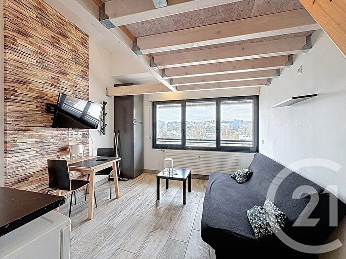 Appartement à louer - Montbéliard, Faubourg, Mont-Chevis, Chiffogne, Citadelle - 1 pièce