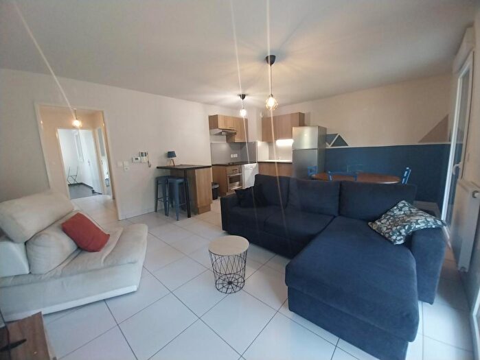 Appartement à louer - Gradignan, Centre-ville - 3 pièces - 2 chambres